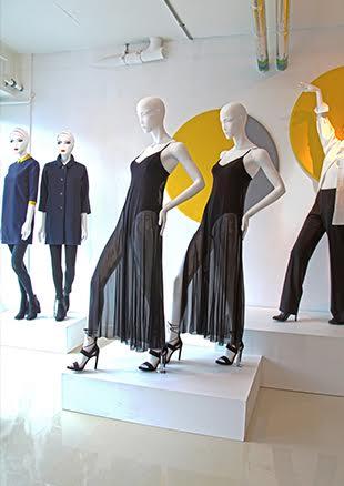 Contact Universal Display